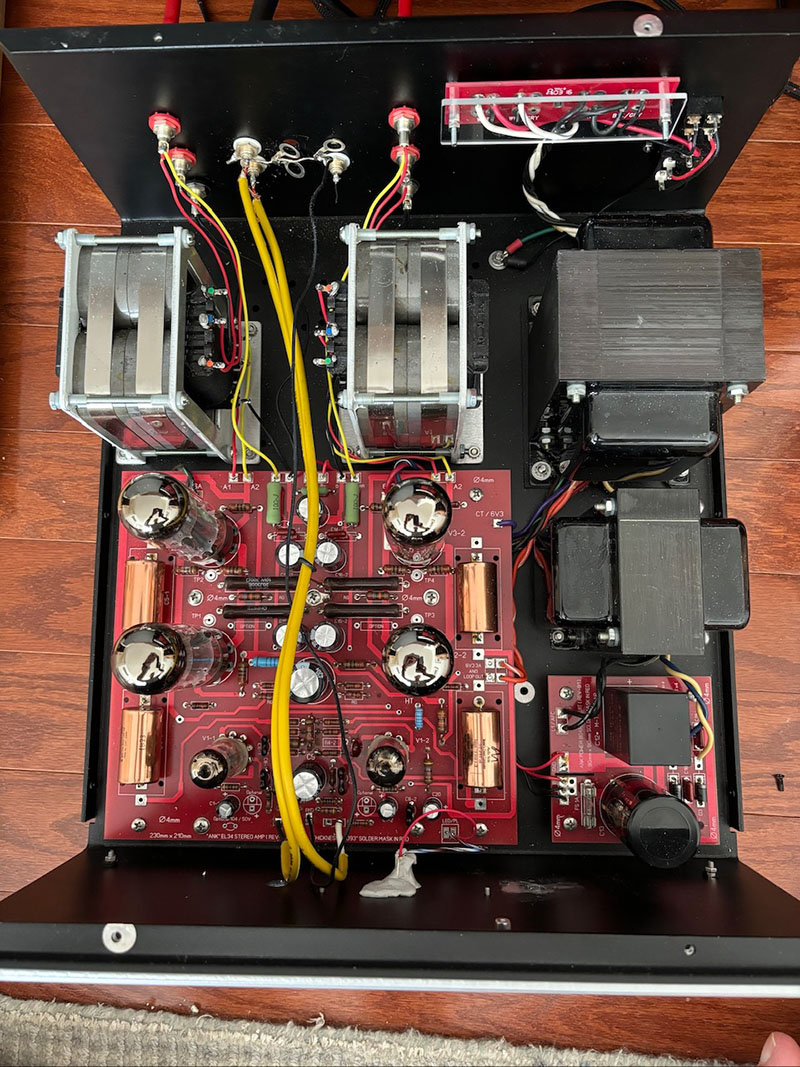 Building the Audio Note Kit EL-34 and Elekit 8900 integrated amplifiers ...