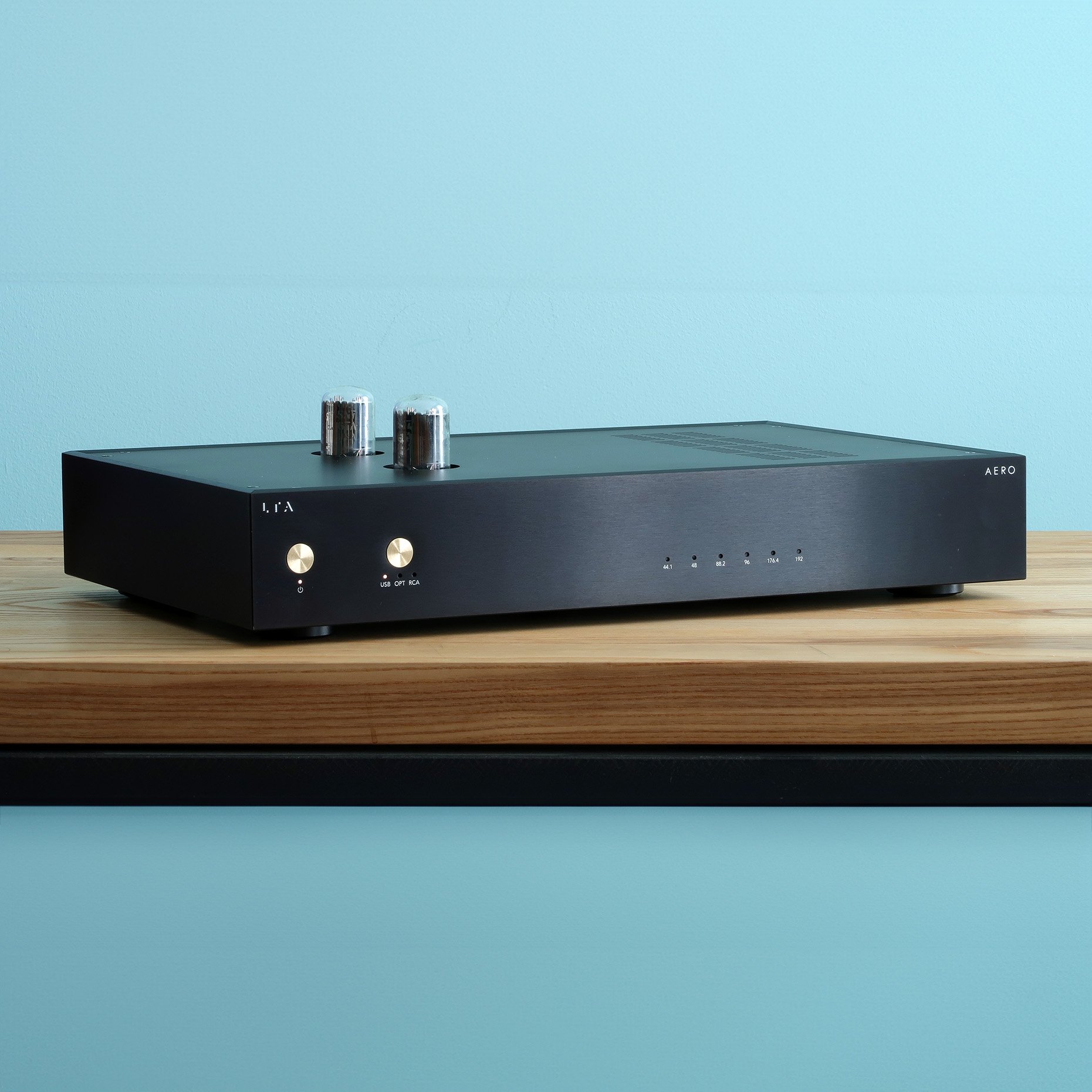 Linear Tube Audio Aero DAC by Terry London